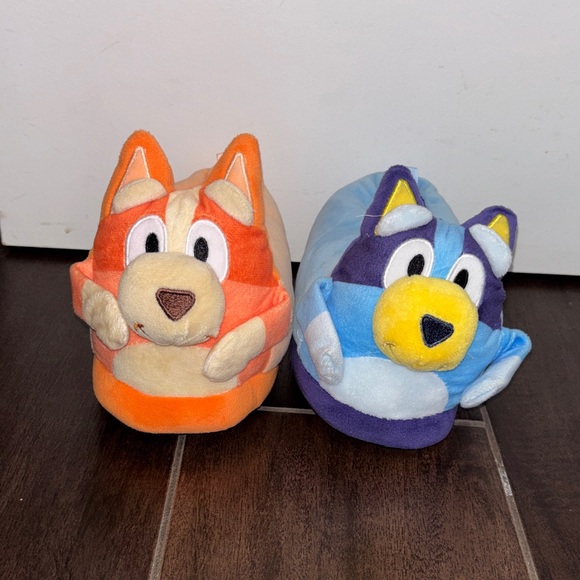 Bluey | Shoes | Bluey And Bingo Plush Slipper Set Orange And Blue Size ...